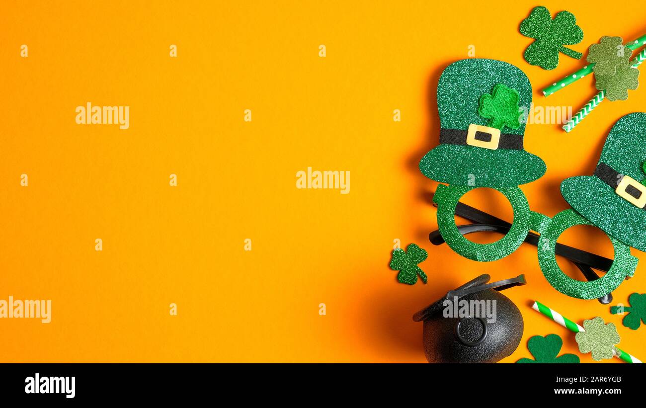 Happy St Patrick's Day concept. Flat lay composition with St Patricks ...