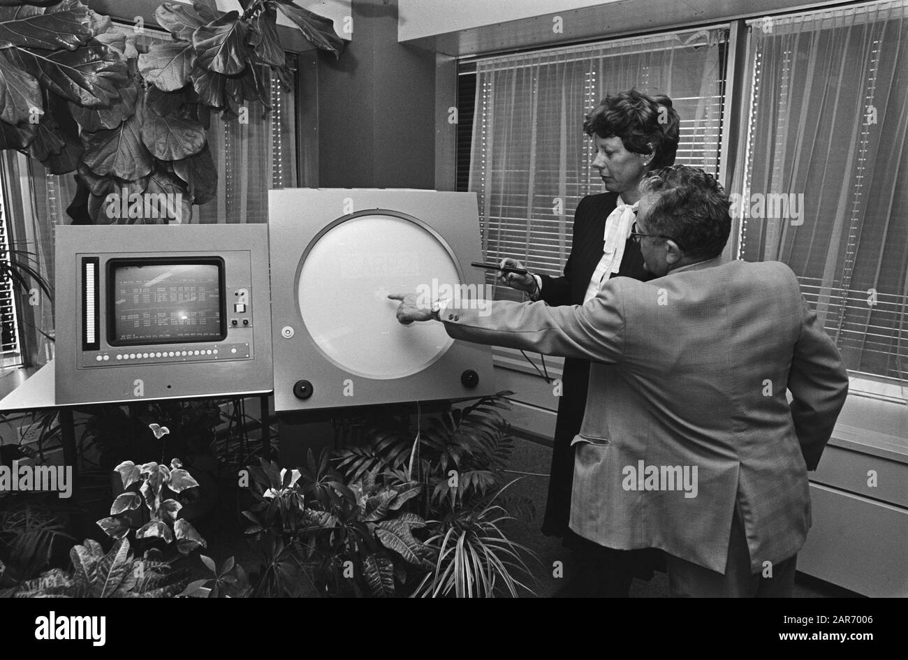 Air navigation services hi-res stock photography and images - Alamy