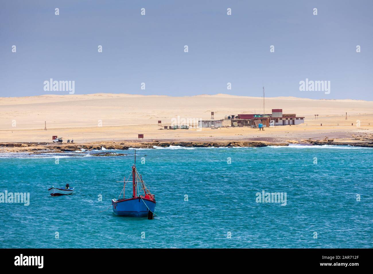 Pisco bay hi-res stock photography and images - Alamy