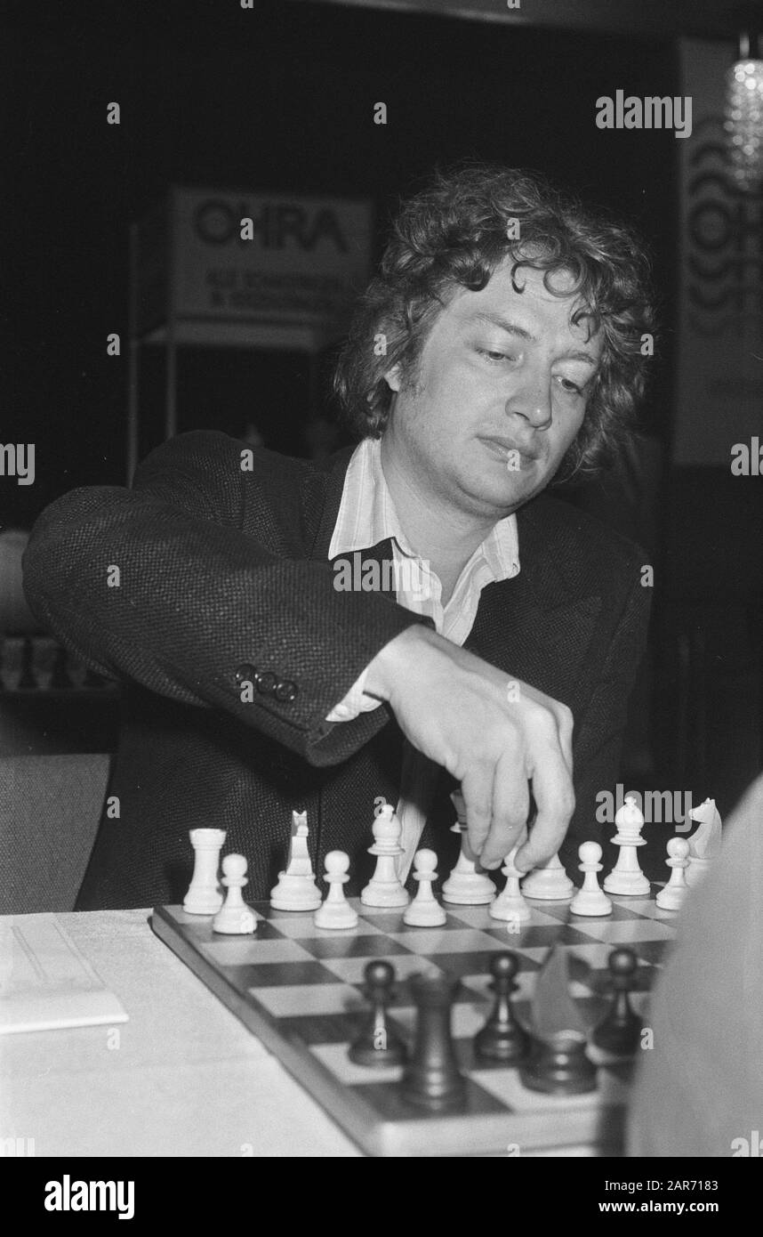 Timman chess hi-res stock photography and images - Alamy