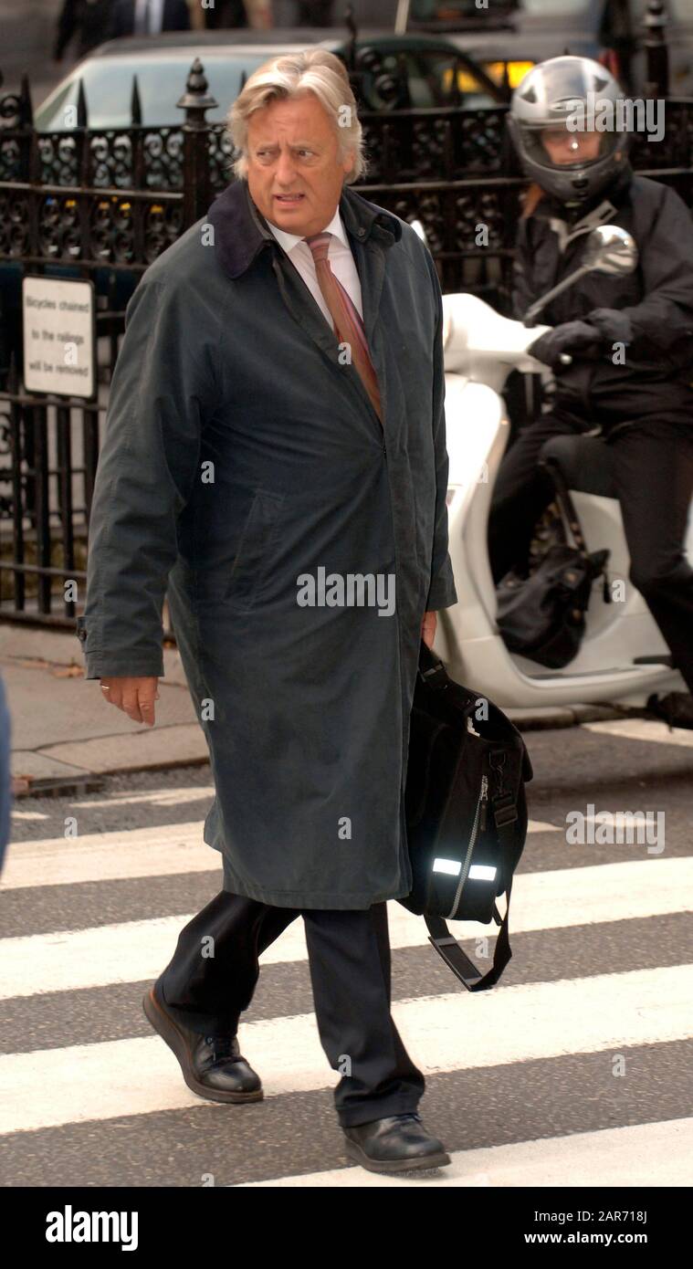 Legal representative for Mohamed Al-Fayed Michael Mansfield QC arriving ...