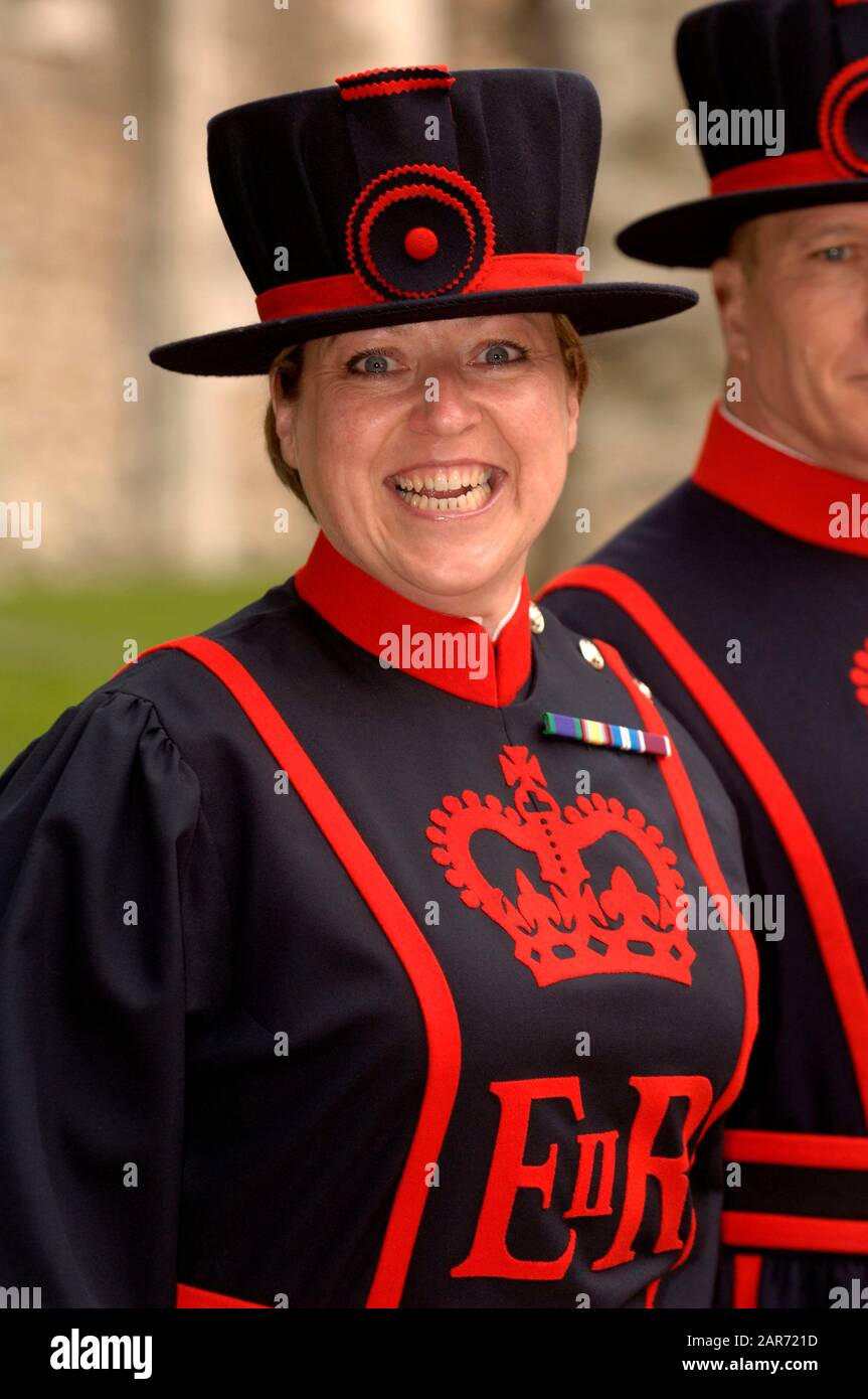 Female beefeater hi-res stock photography and images - Alamy