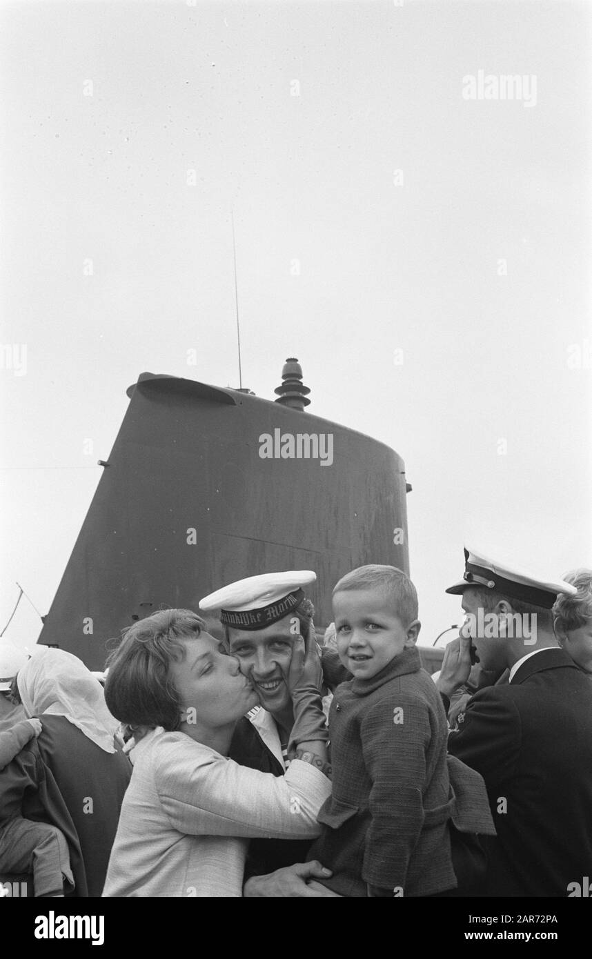 Submarine Sea lion back from New Guinea Date: September 12, 1962 ...