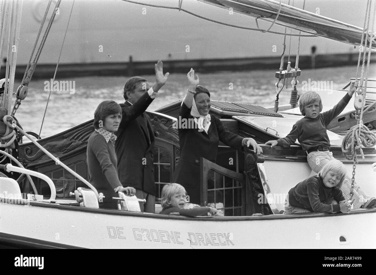 Groene draeck sail princess beatrix hi-res stock photography and images ...