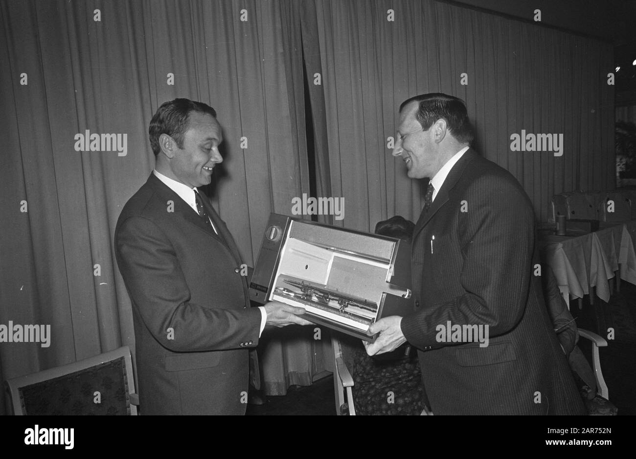 Bureau zimmerman hi-res stock photography and images - Alamy