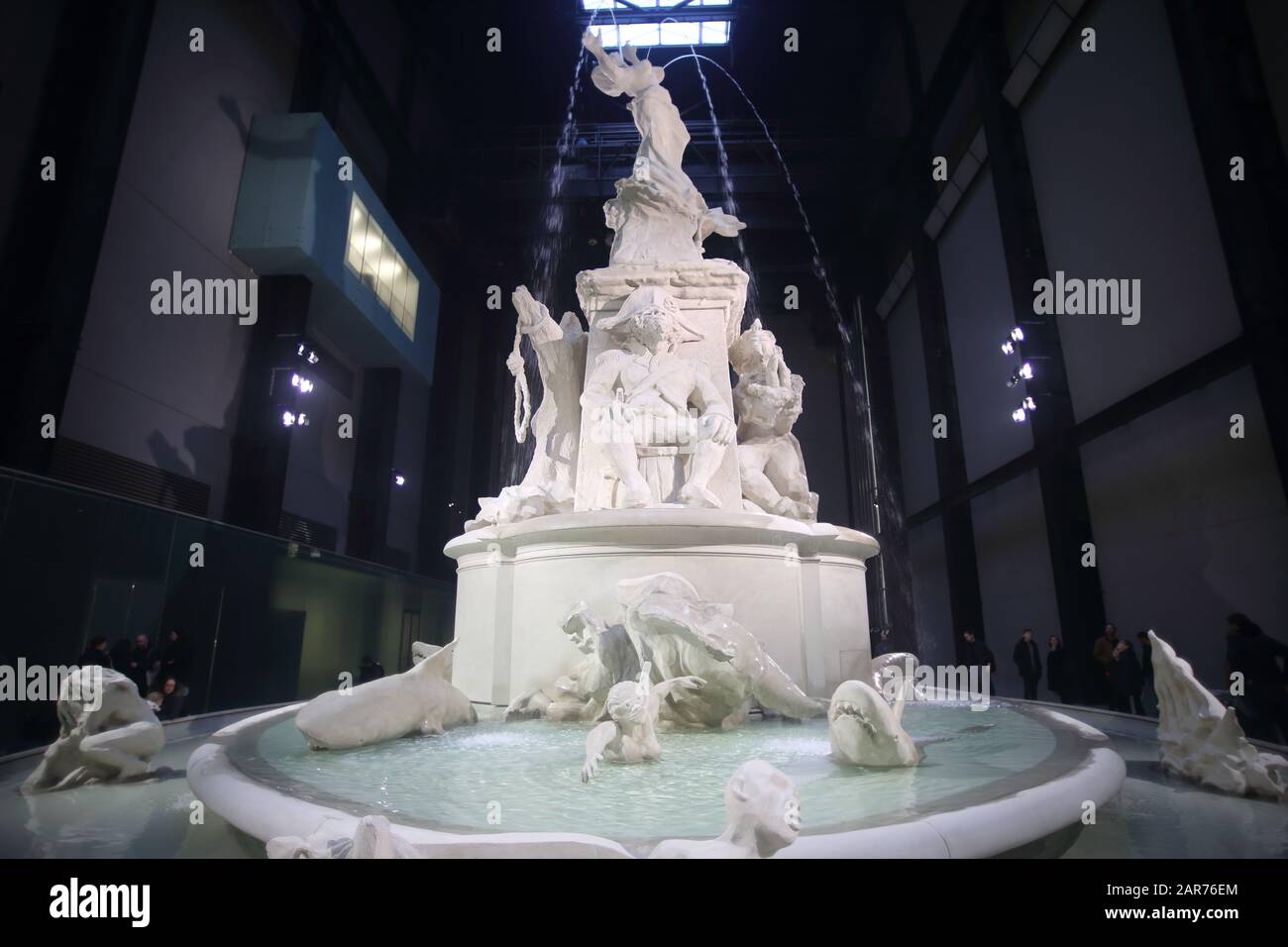 Fons Americanus by Kara Walker, Tate Modern London Stock Photo - Alamy