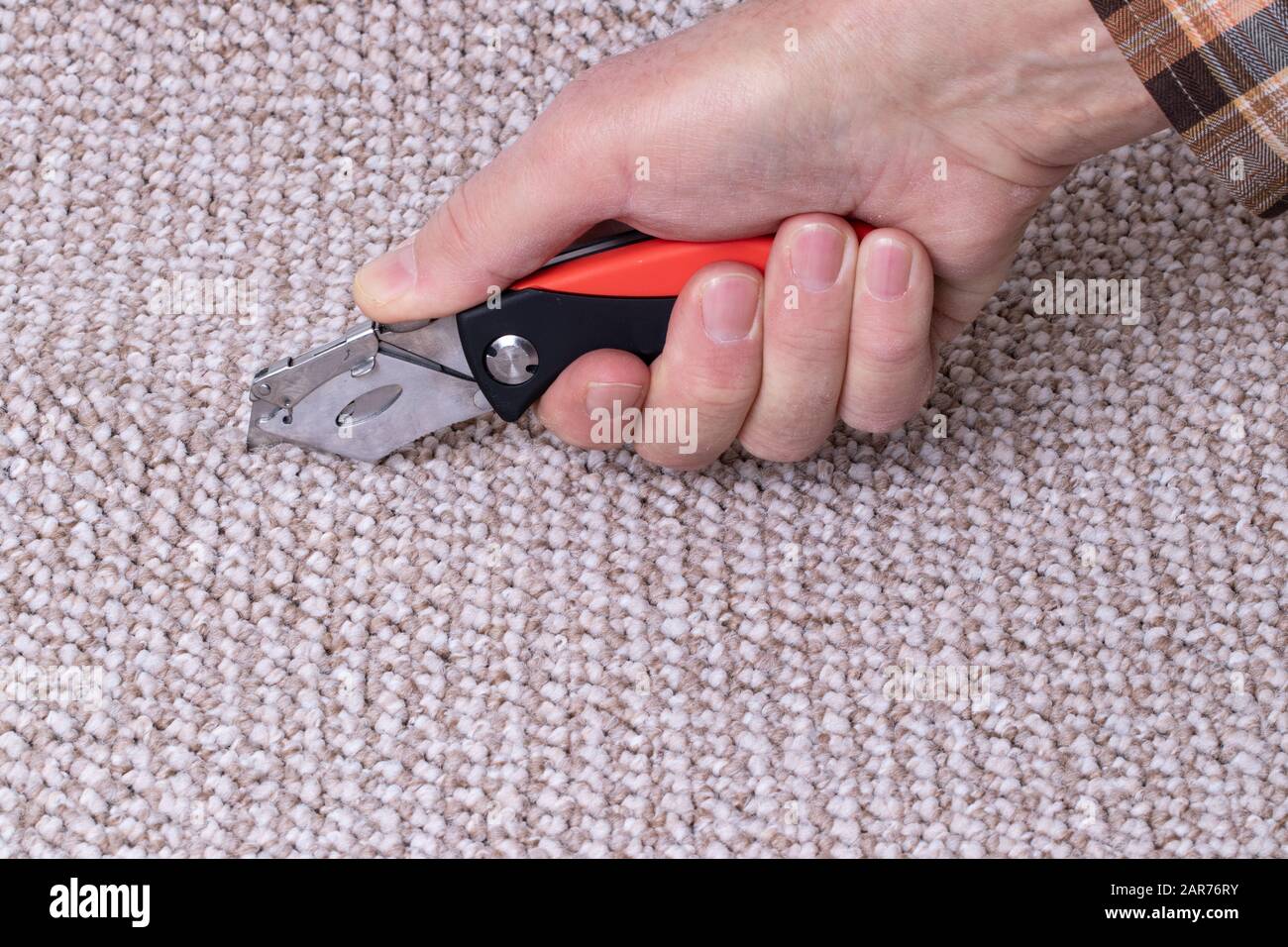 Carpet fitting hi-res stock photography and images - Alamy