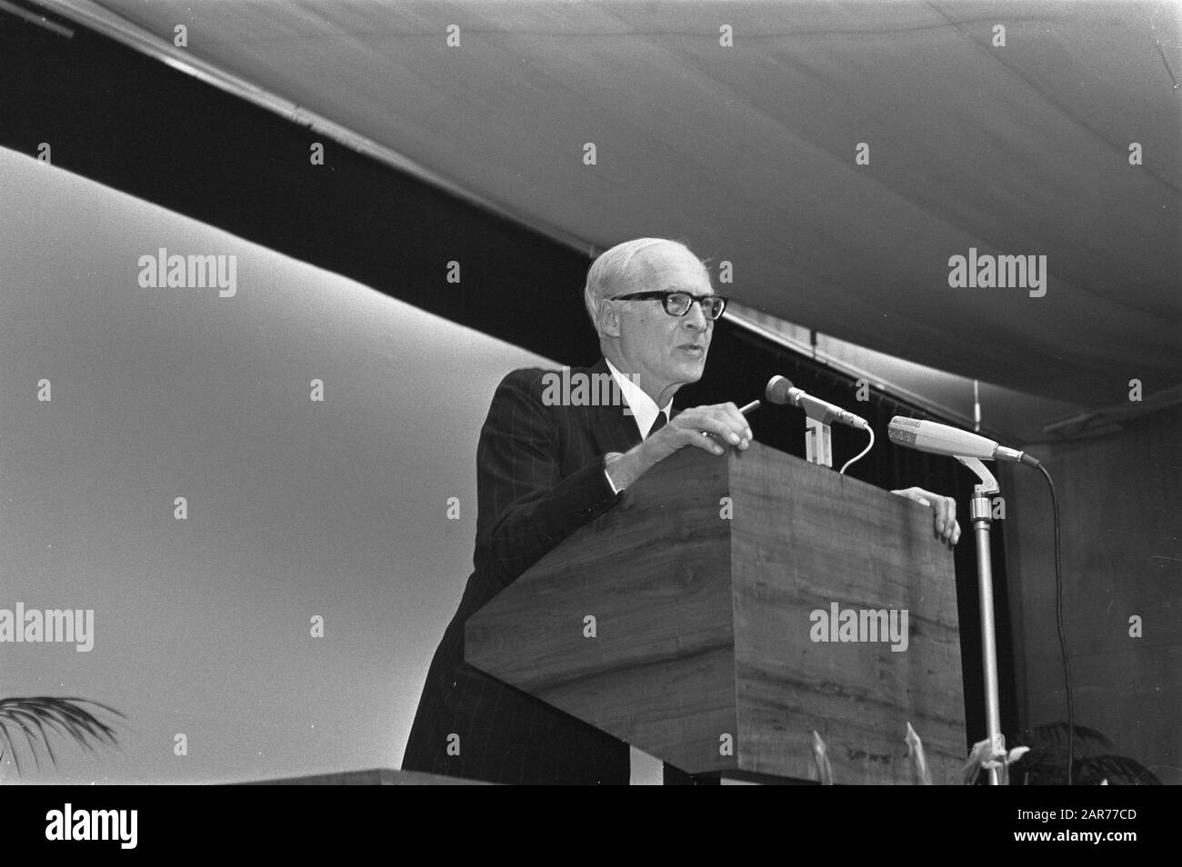 Tu delft auditorium hi-res stock photography and images - Alamy