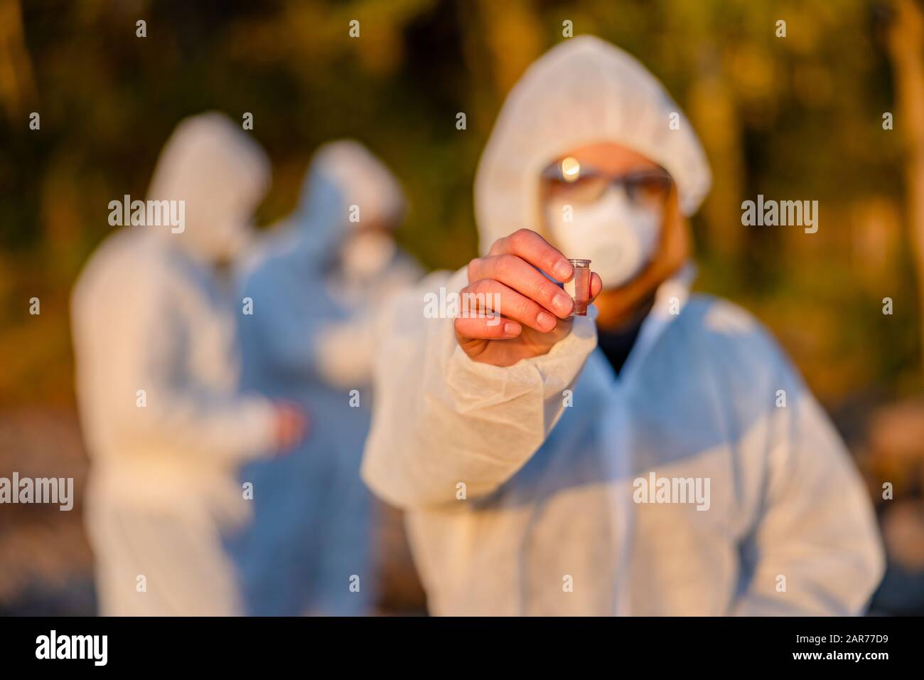 Communication scientist hi-res stock photography and images - Alamy