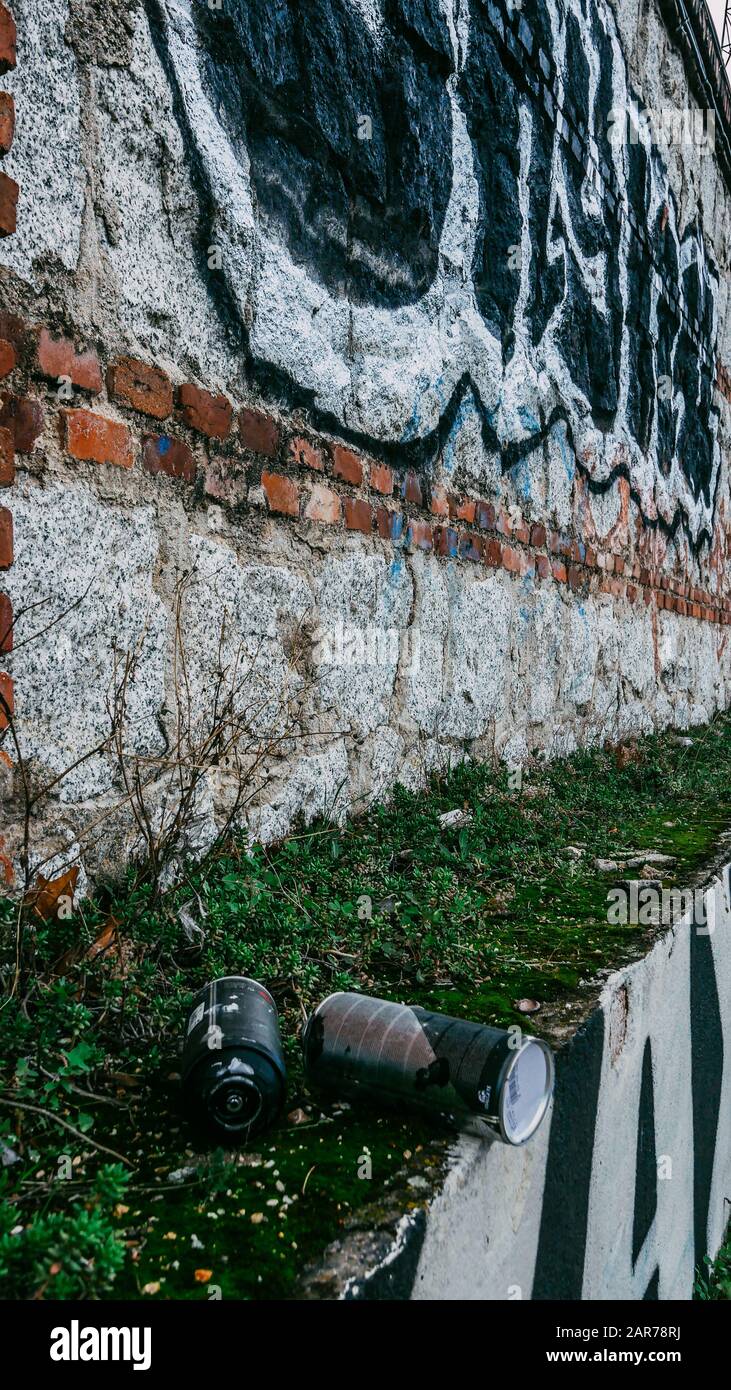 Aerosol writing hi-res stock photography and images - Alamy