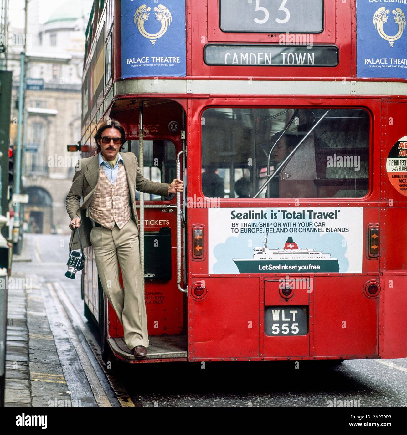 1970 london bus hi-res stock photography and images - Alamy