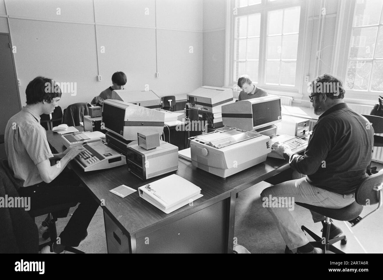 Modern Accounting Office