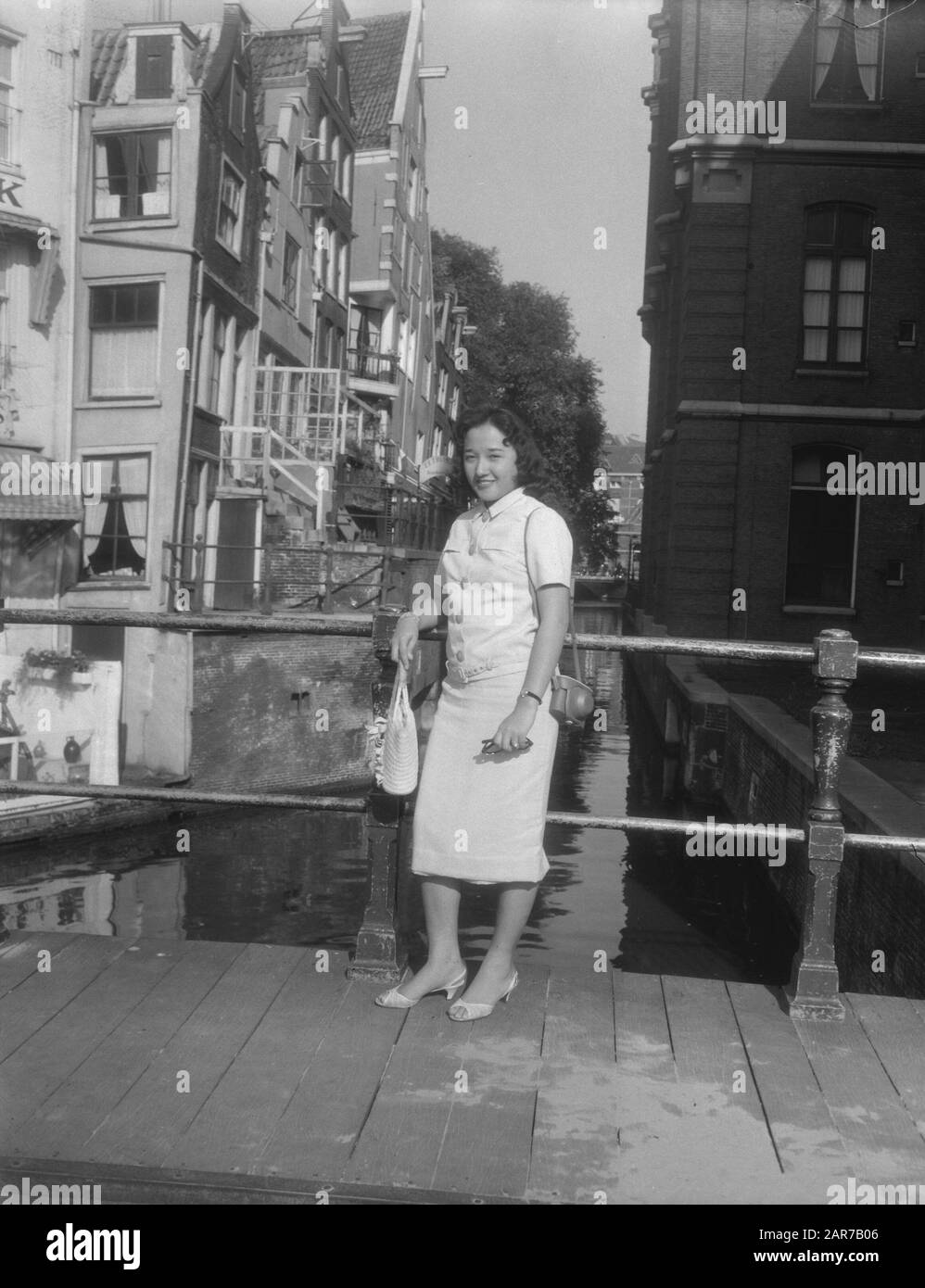 Assignments walter thompson hi-res stock photography and images - Alamy