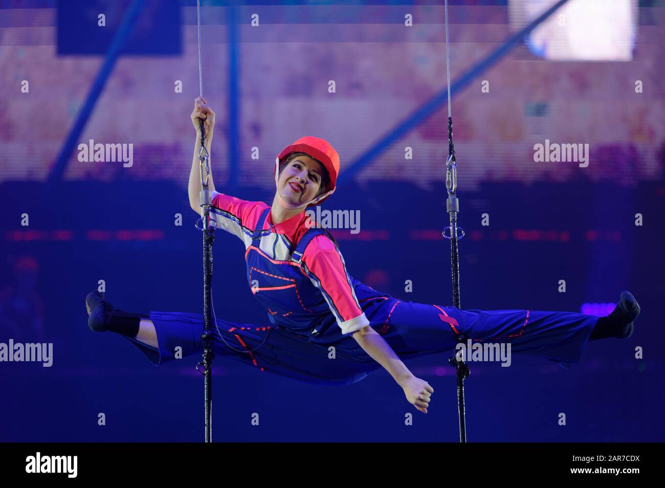 Mid action gymnast hi-res stock photography and images - Alamy