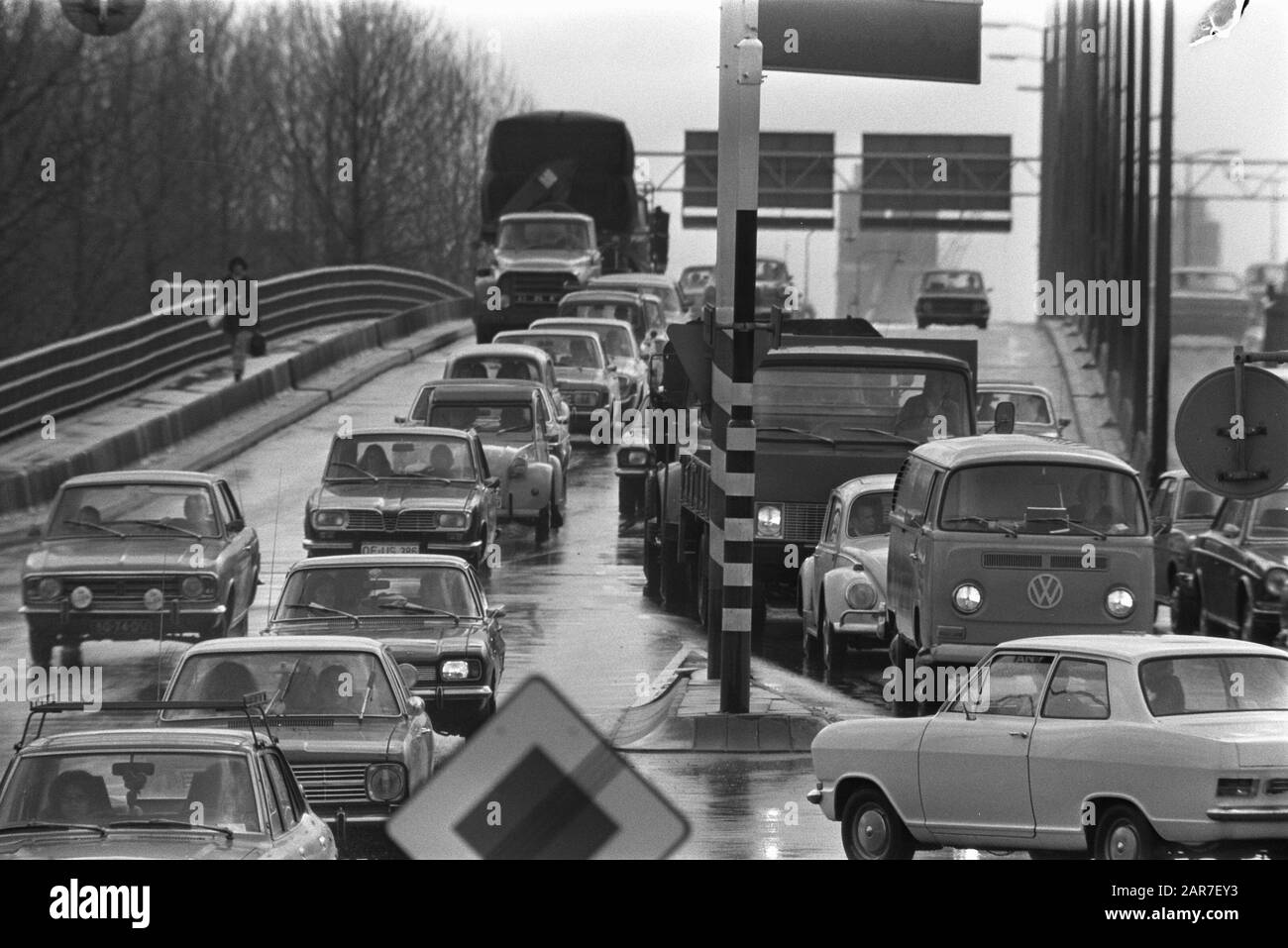 Easter print, file on Utrechtse Brug Date: April 20, 1973 Location ...