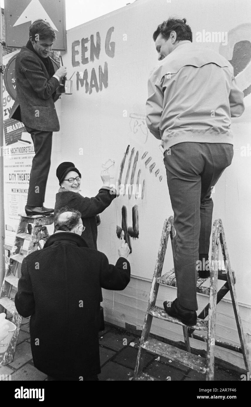 Paint-in, Mrs Gerda Brautigan and Mr Voogd during their painting Date ...