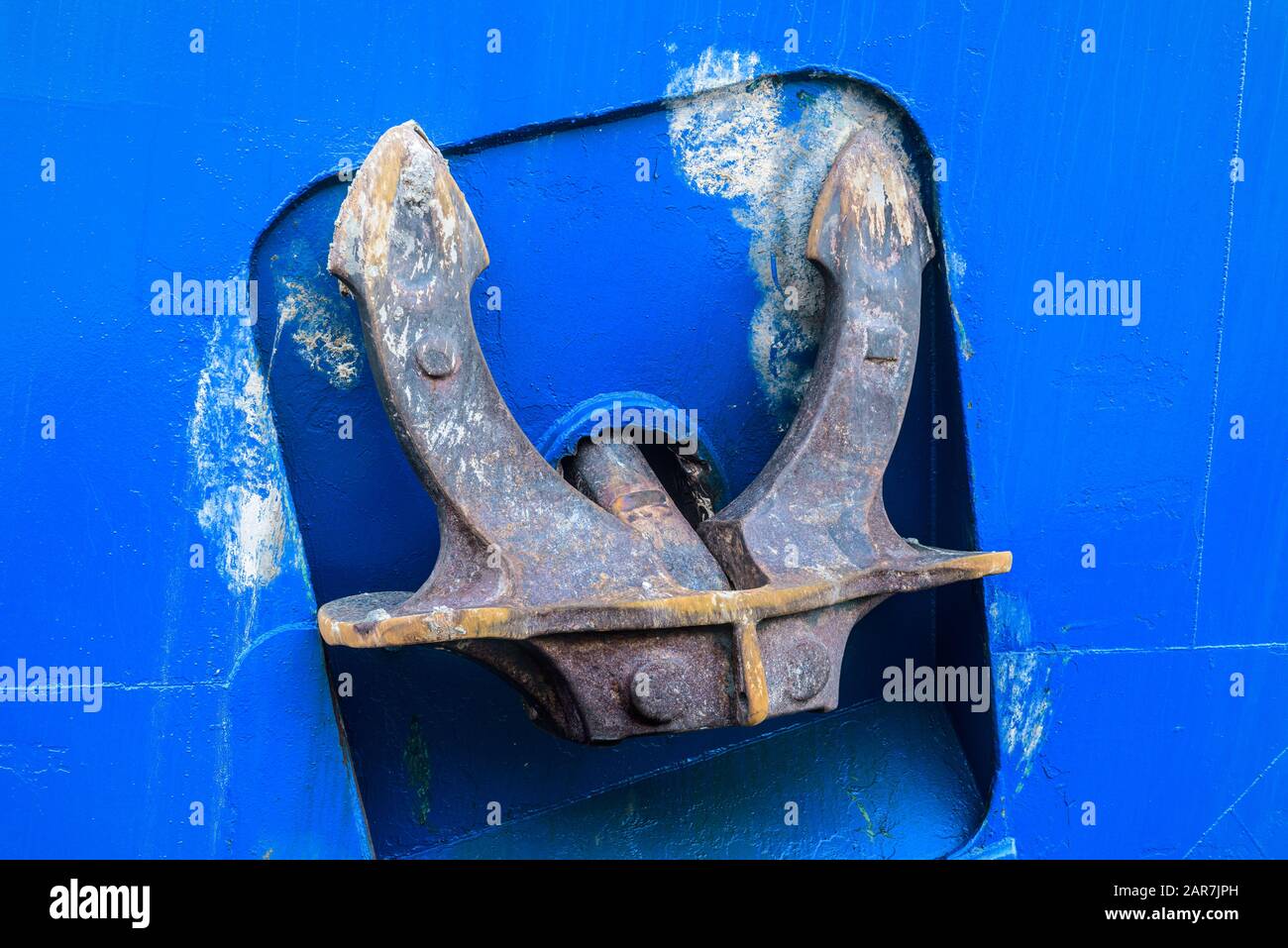 Naval ship anchor hi-res stock photography and images - Alamy