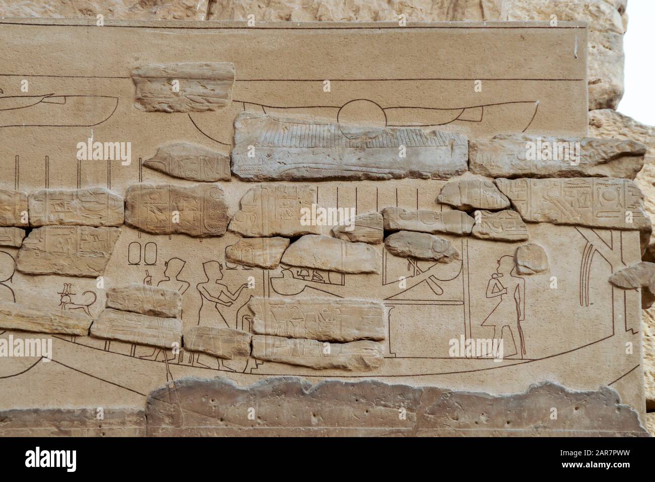 Karnak temple drawing hi-res stock photography and images - Alamy