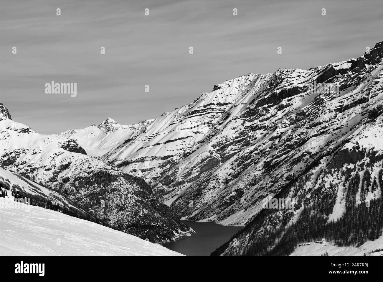 Track of bl hi-res stock photography and images - Alamy