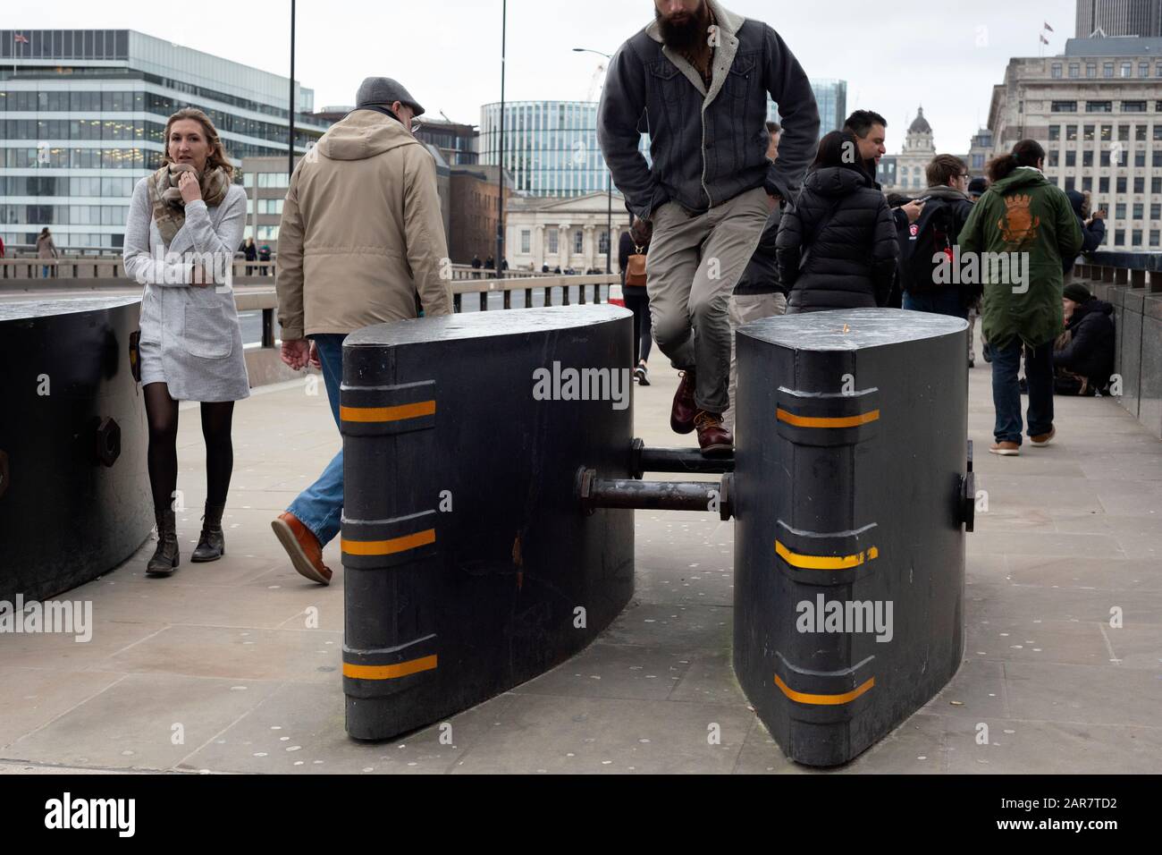 Security Bollards London Bridge High Resolution Stock Photography and ...