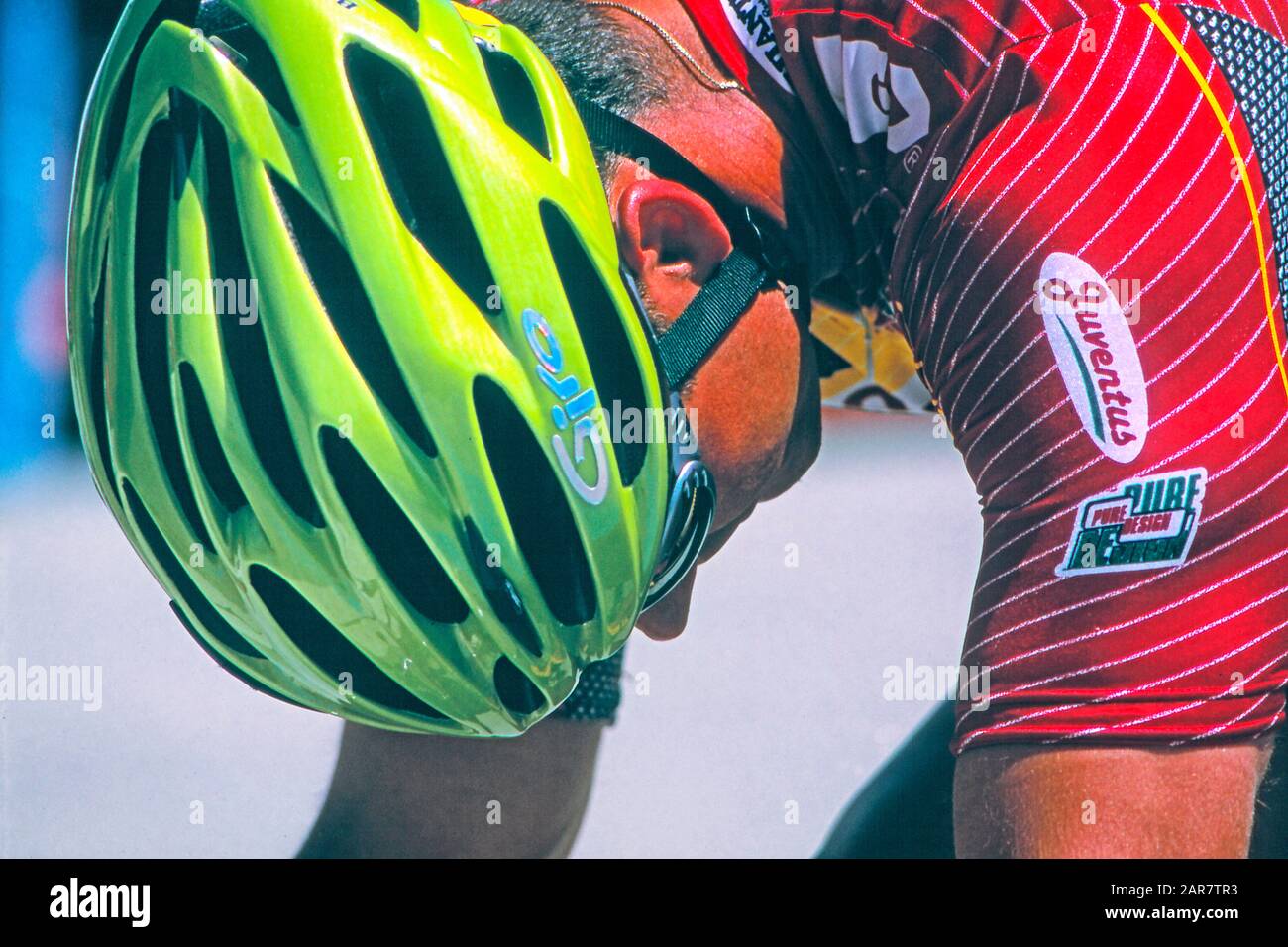 Racing cyclist hi-res stock photography and images - Alamy