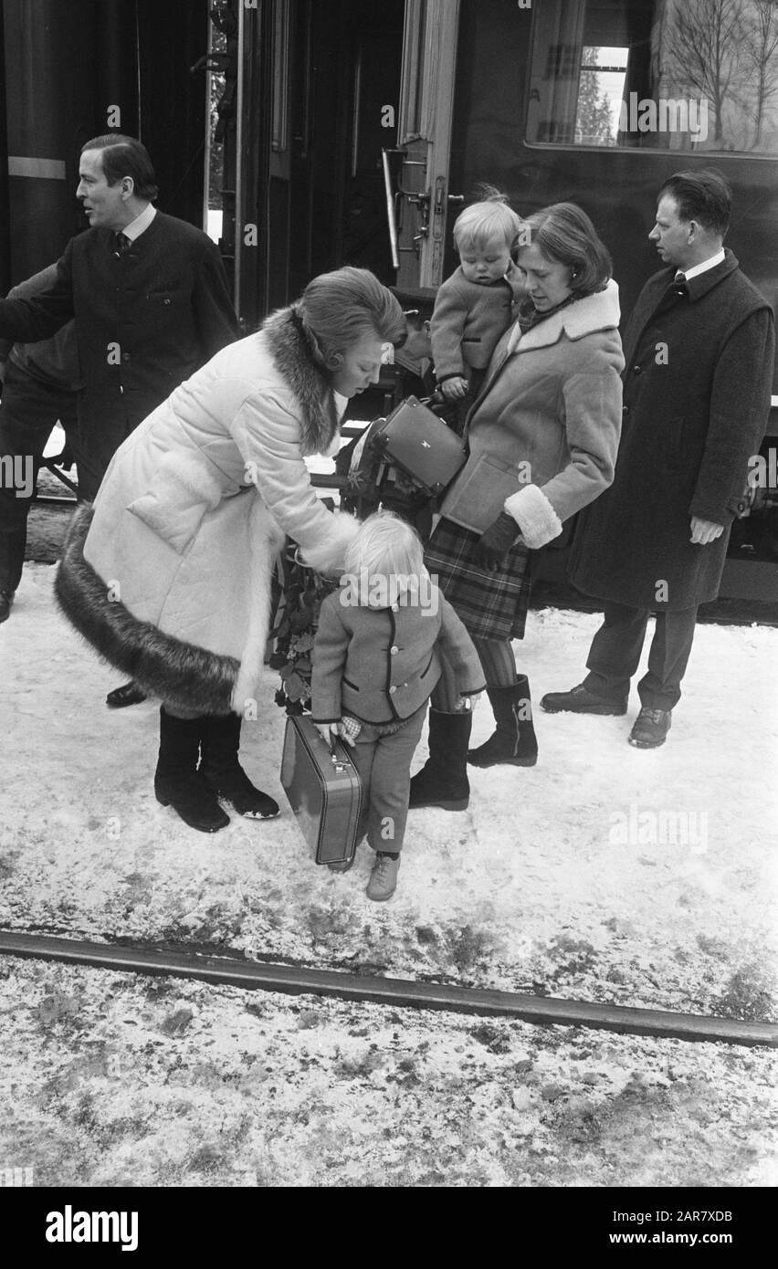 Princess Beatrix, prince Claus and three children arrivere in Lech ...