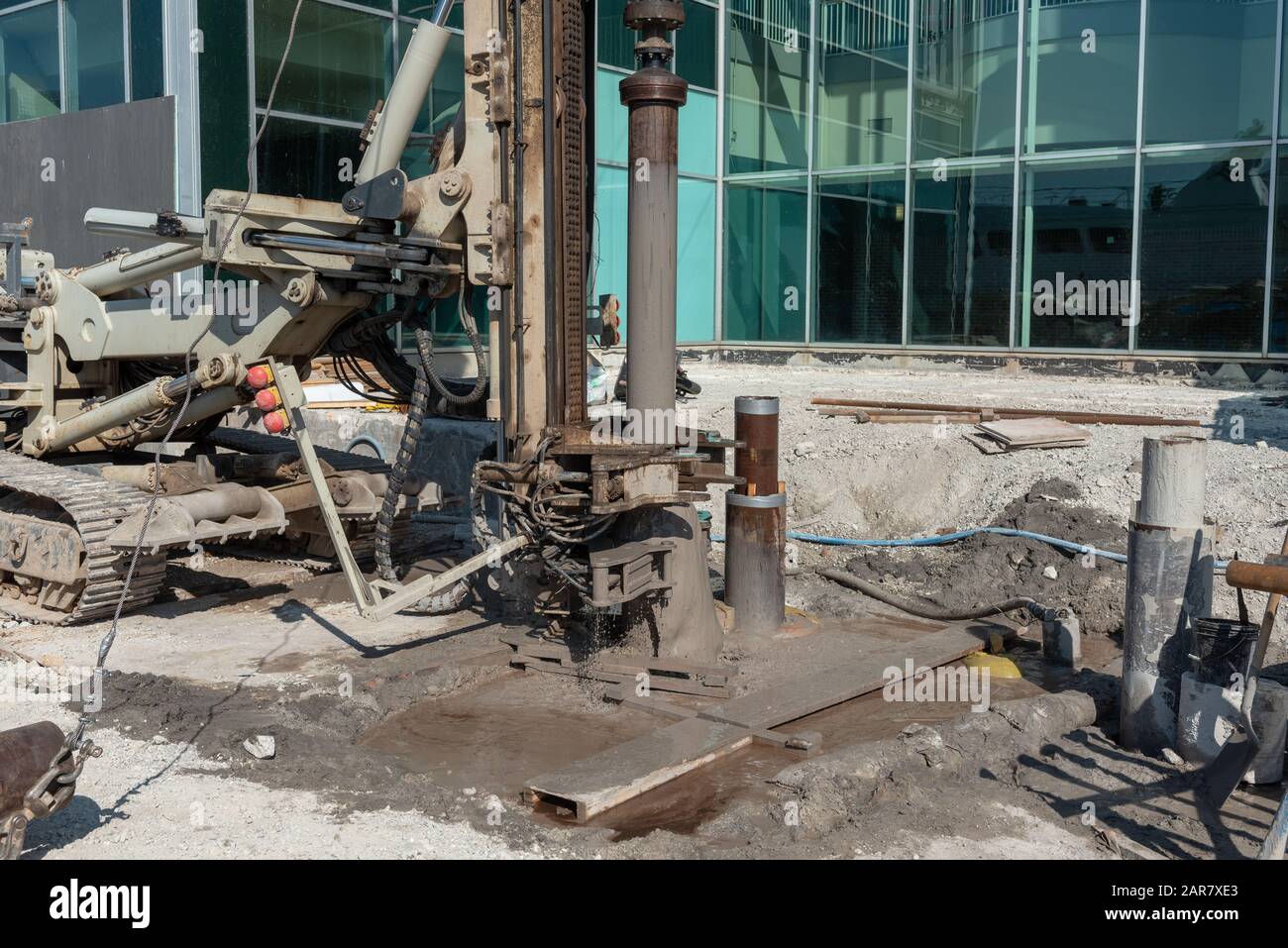 Two micro piles hi-res stock photography and images - Alamy