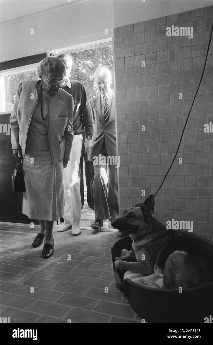 Name pets Black and White Stock Photos & Images - Alamy