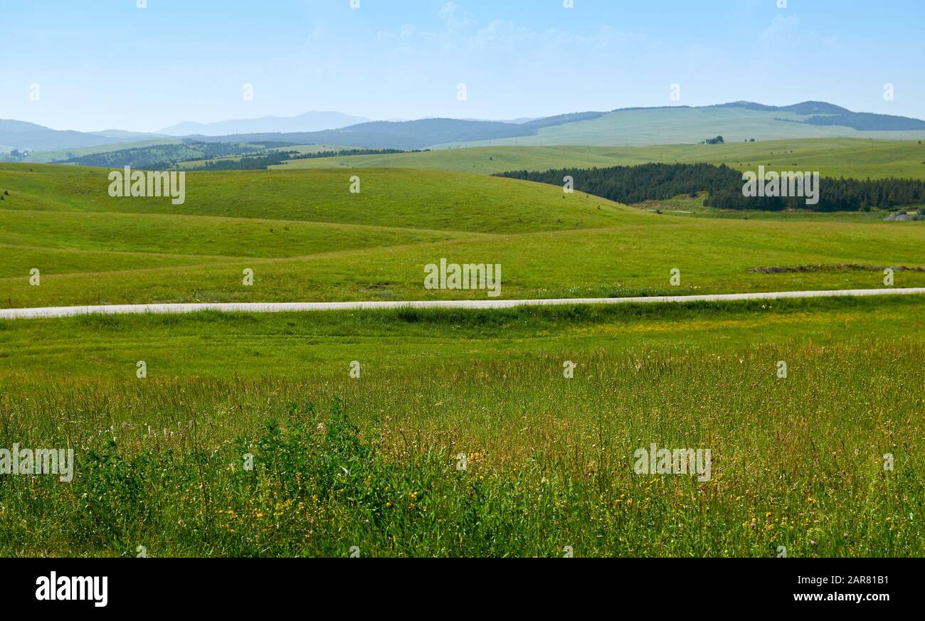 Serbian landscape plain hi-res stock photography and images - Alamy