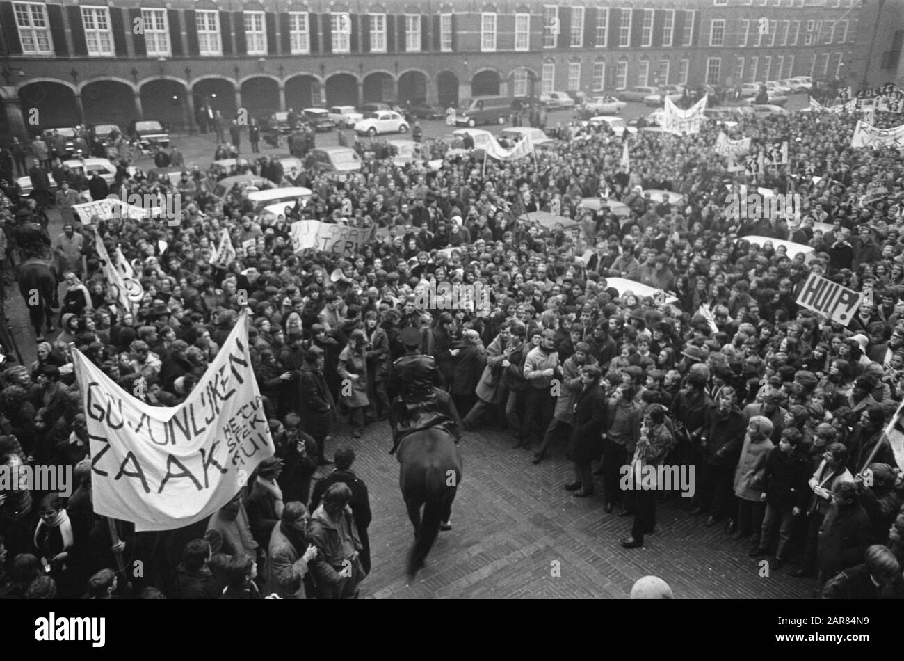 Protest march 1970 Black and White Stock Photos & Images - Alamy