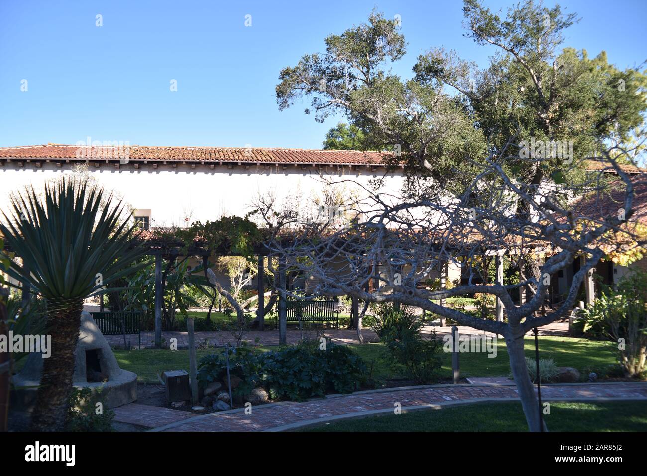 San Luis Obispo, CA. U.S.A. Dec. 5, 2017. Mission San Luis Obispo de ...