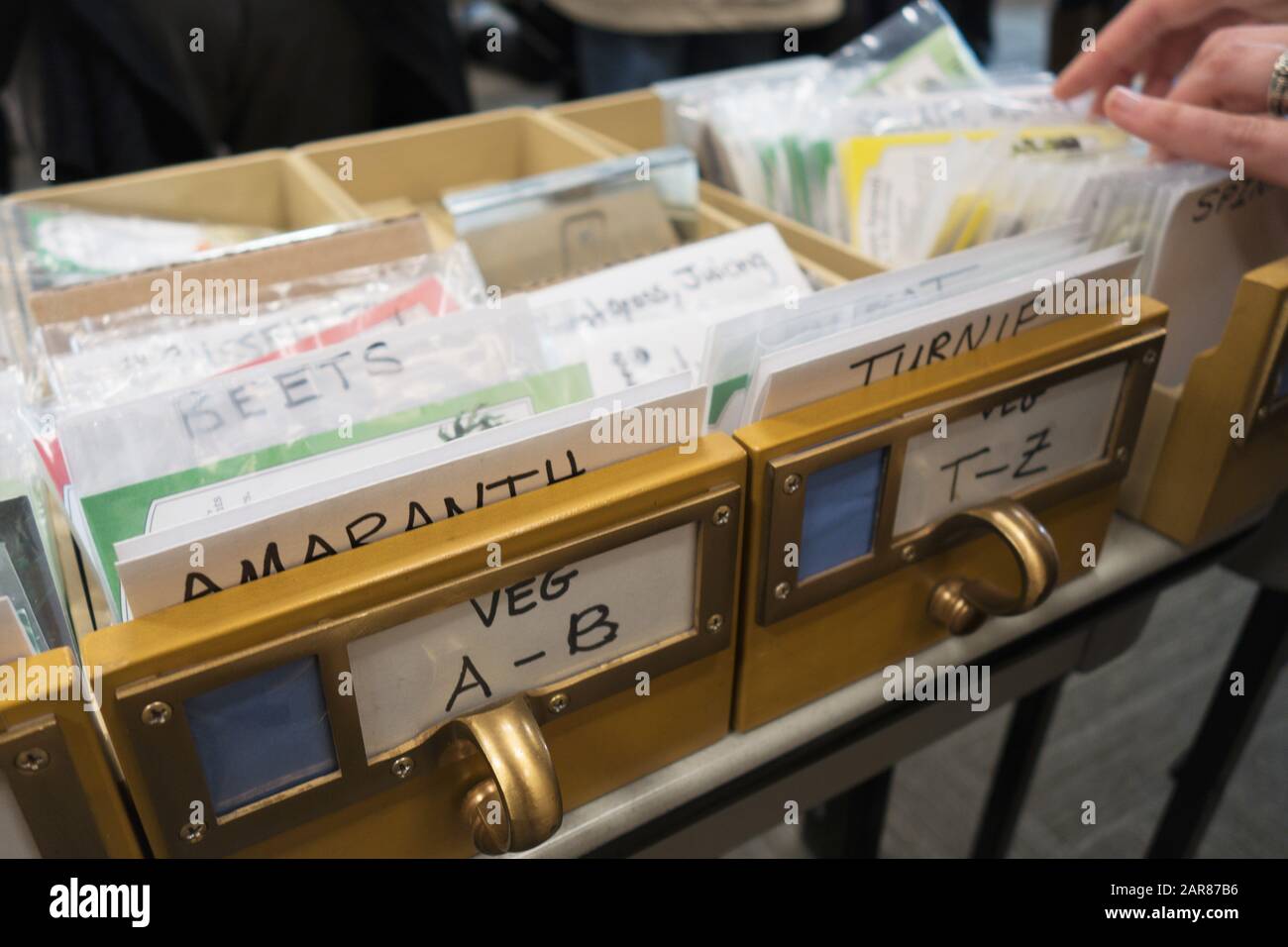 Garden seed catalog hi-res stock photography and images - Alamy