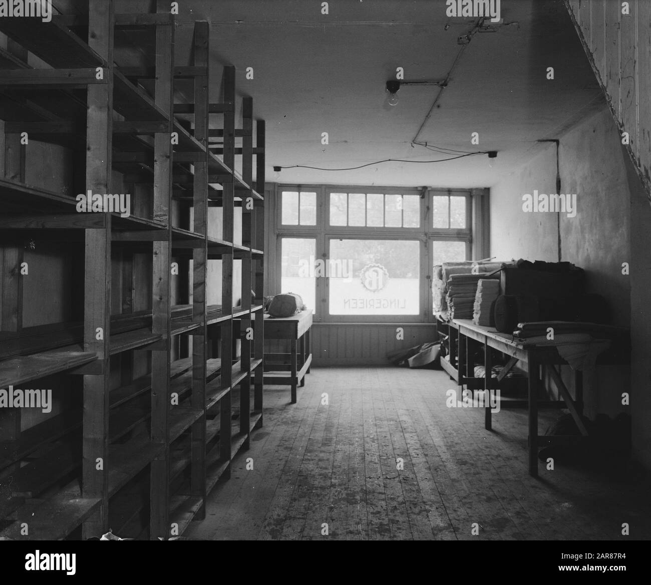 11 october 1946 Black and White Stock Photos & Images - Alamy