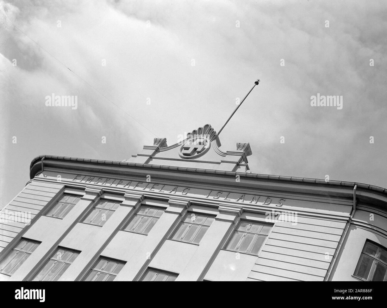 Swastika logo hi-res stock photography and images - Alamy