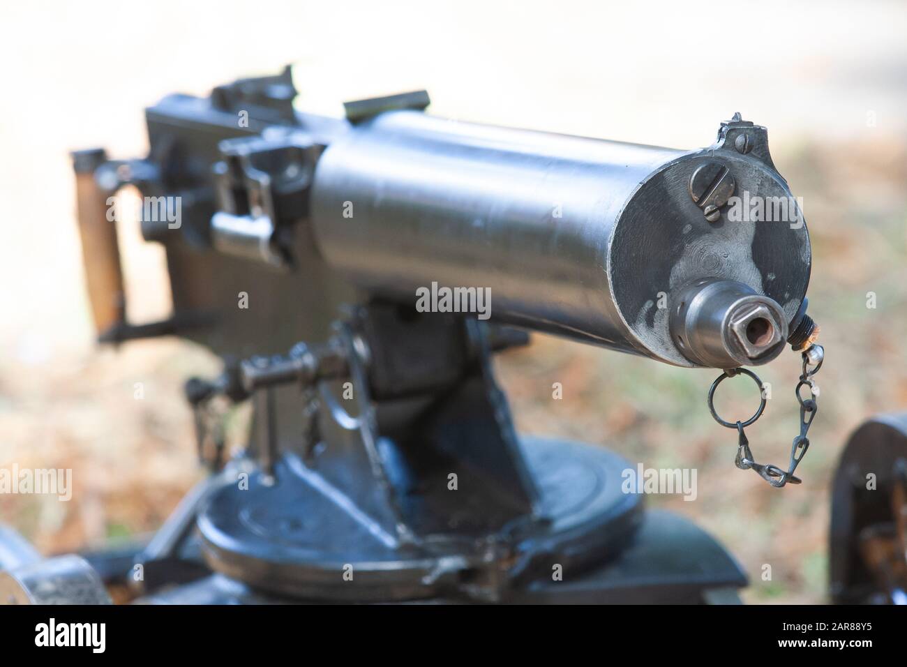 World War I Maxim gun - first recoil-operated machine gun in history ...