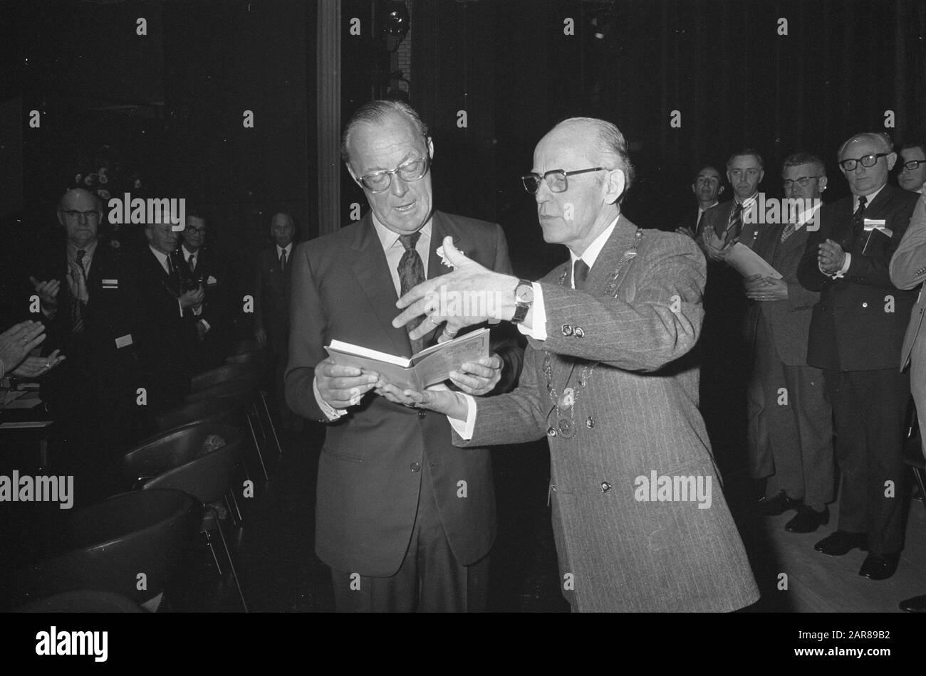 Samson hands book Black and White Stock Photos & Images - Alamy