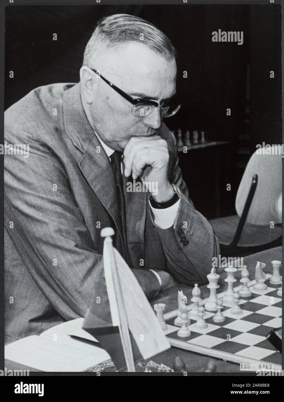 chess, euwe max Date: undated Keywords: chess Personal name: euwe max ...