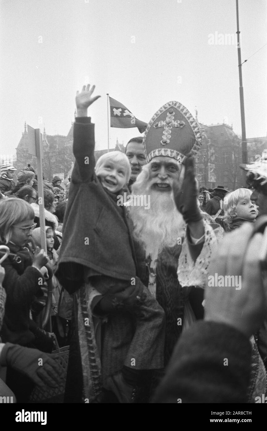 13 november 1971 hi-res stock photography and images - Alamy