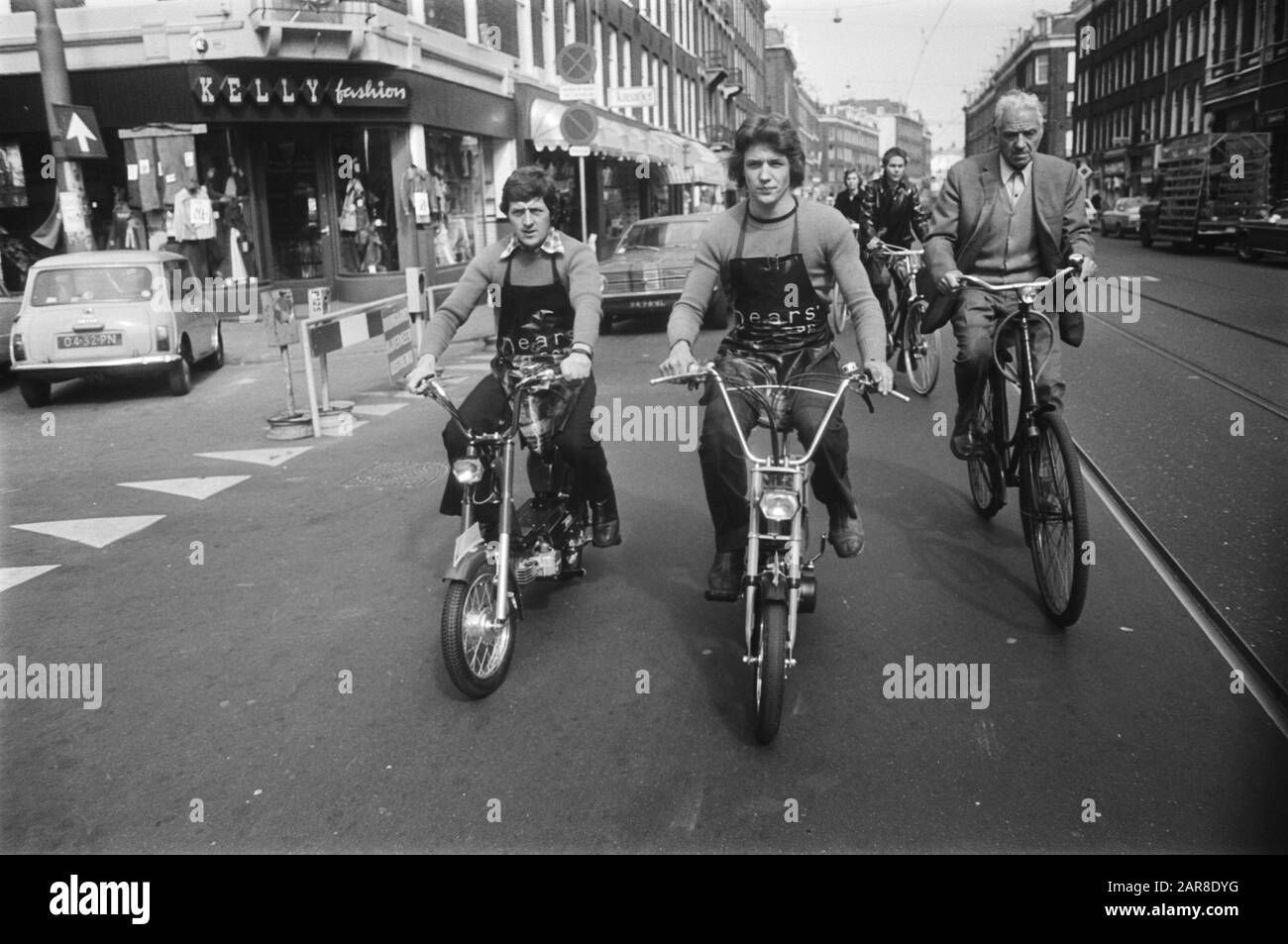 Helmet 5 Black and White Stock Photos & Images - Alamy
