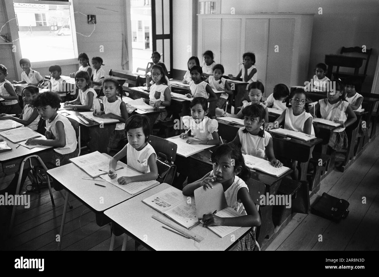 Suriname girls hi-res stock photography and images - Alamy