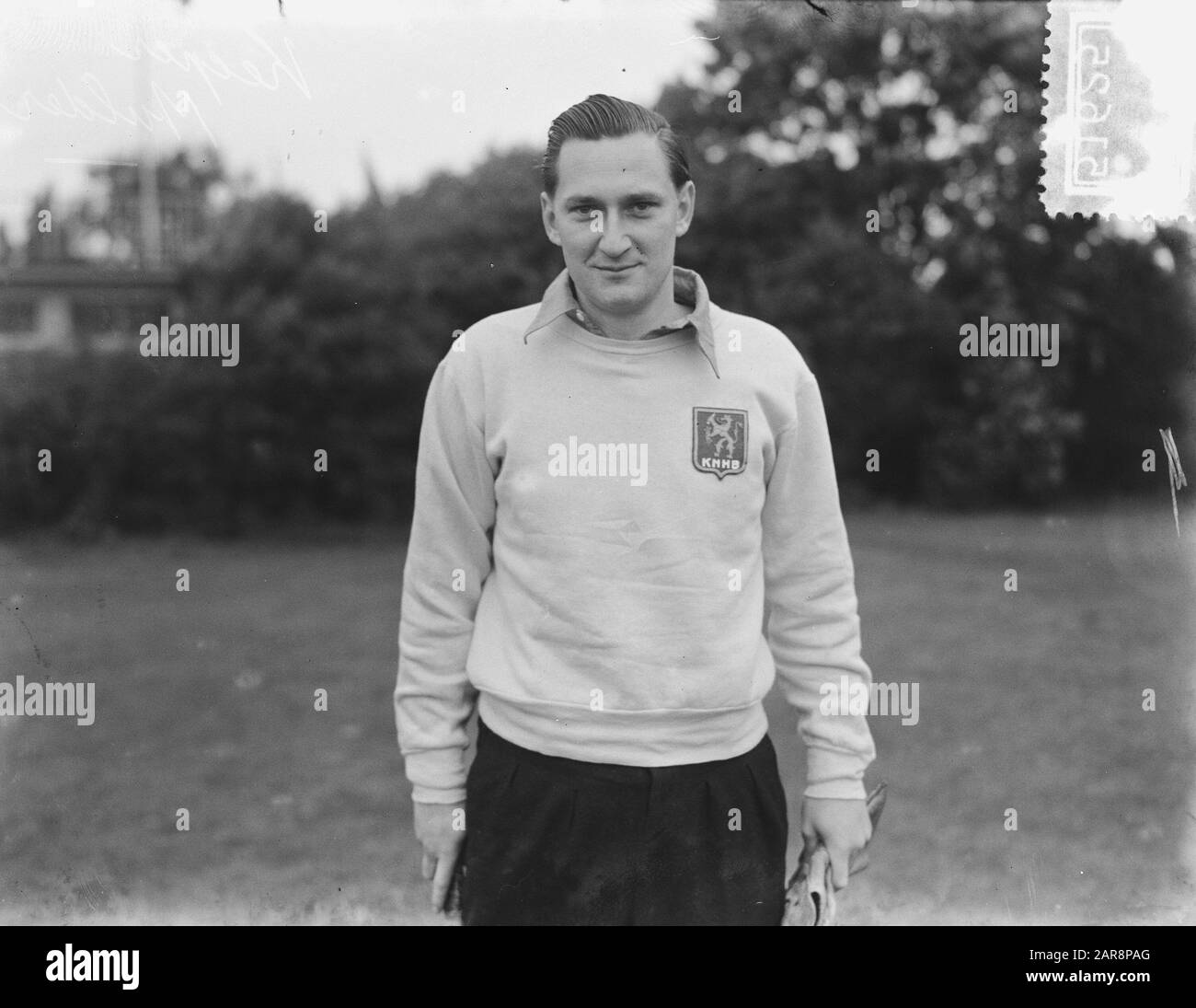 Hockey Nederland-Switzerland Keeper Lau Mulder Date: June 15, 1952 ...