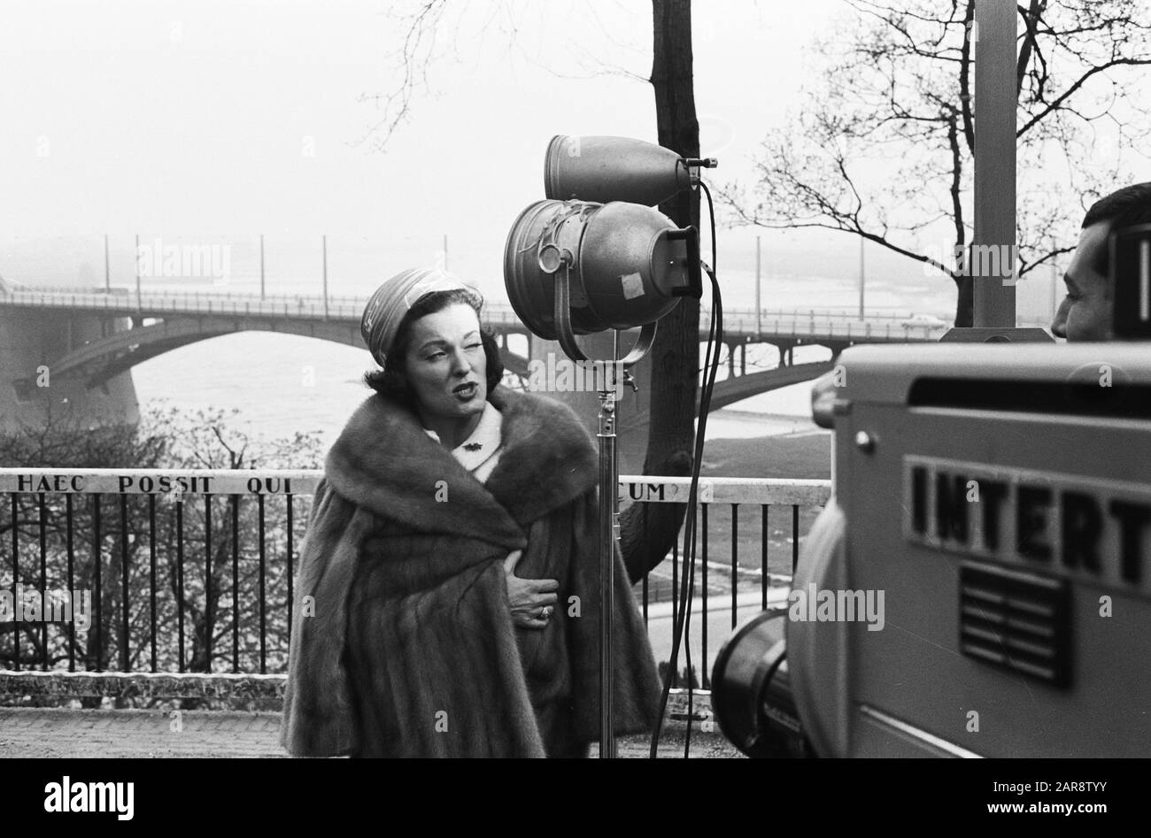 To-day Show in Nijmegen, the three presenters of the program Date ...