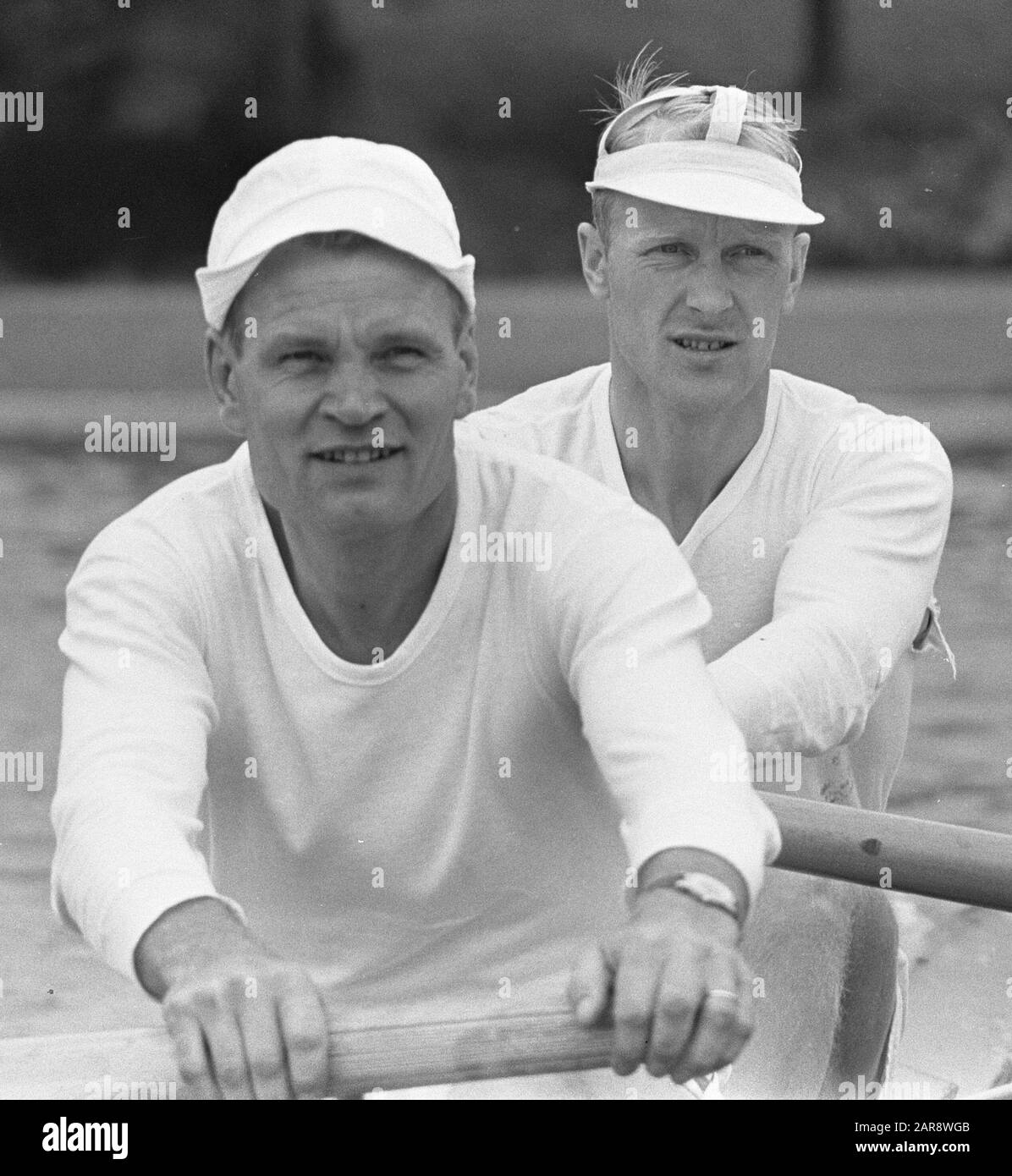 Rowing exercise Black and White Stock Photos & Images - Alamy