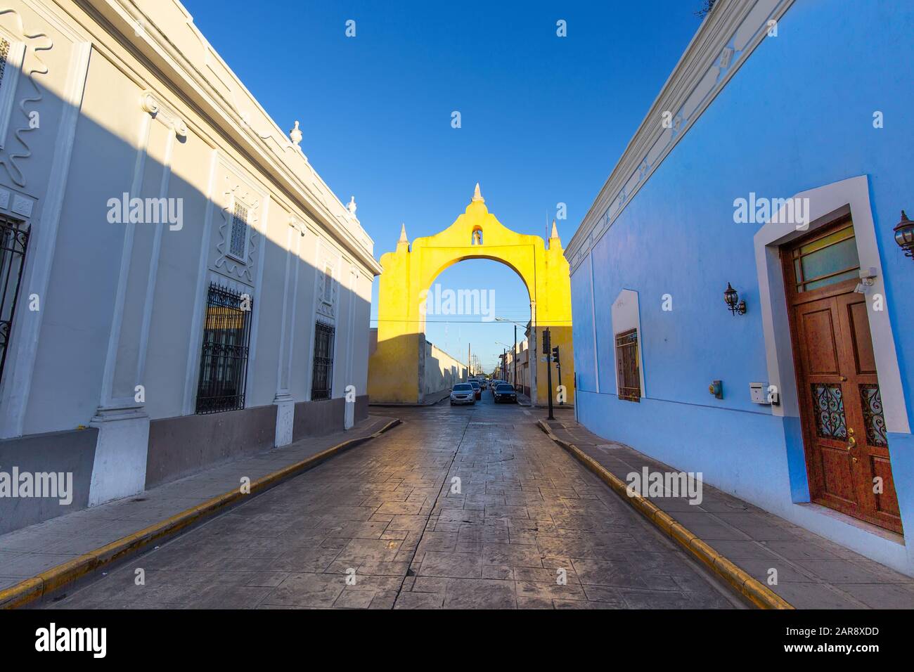 Merida mexico architecture colorful hi-res stock photography and images ...