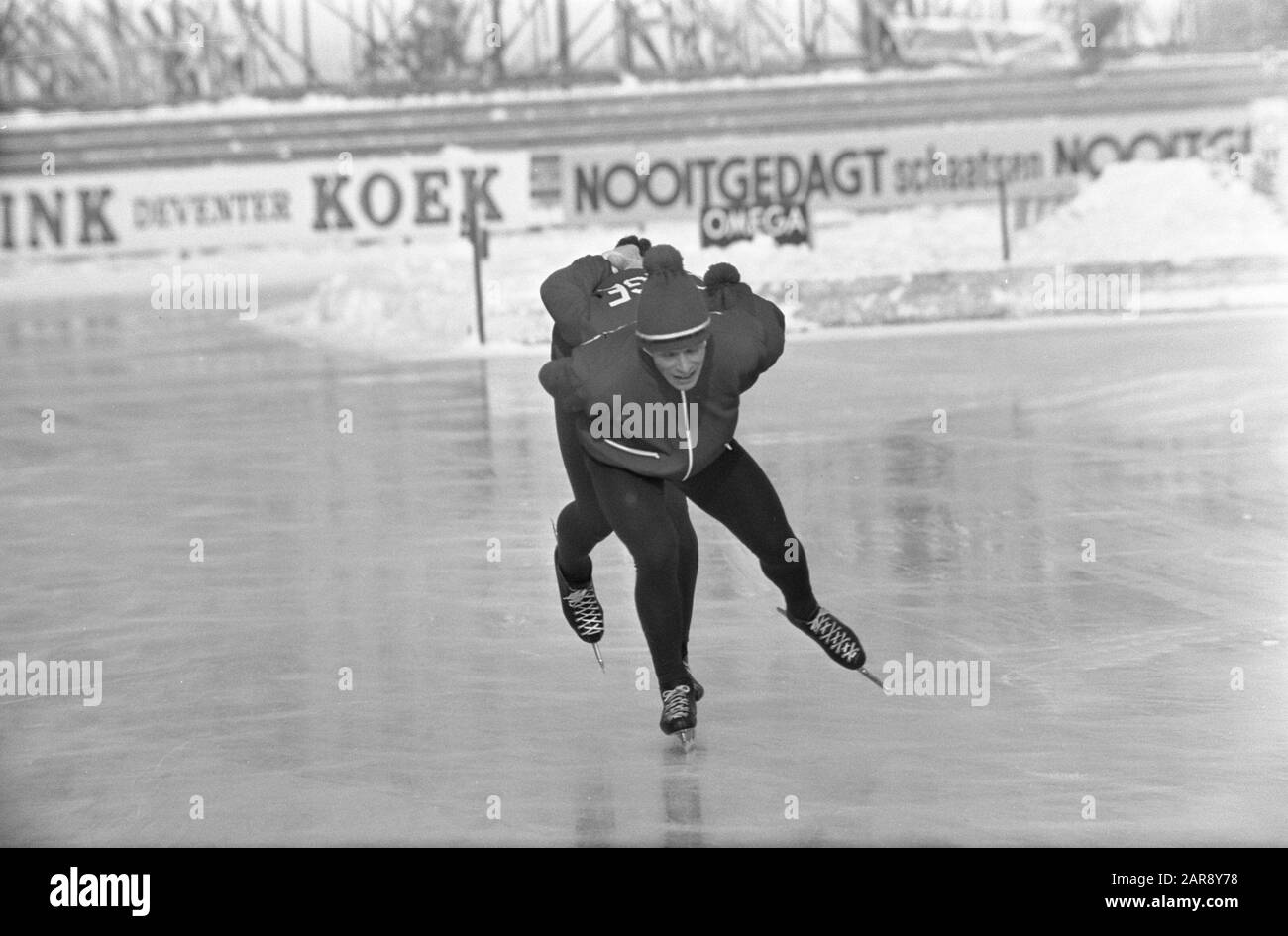 Training for Men's World Skating Championships at Deventer nr. 3, 4 ...