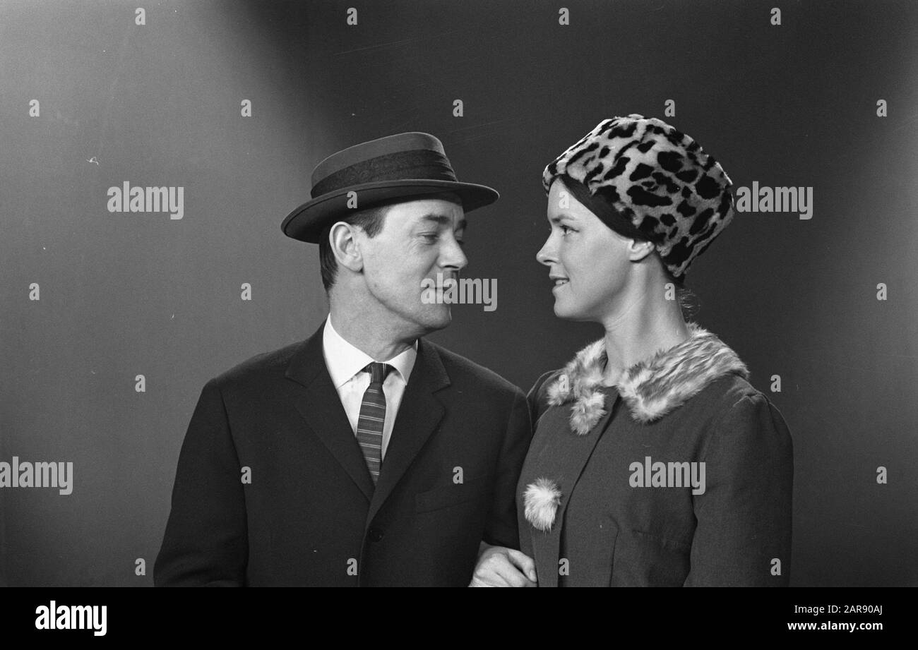 TV around T. van Duinhoven Mirror fight. With a.o. Ina van Faassen and ...