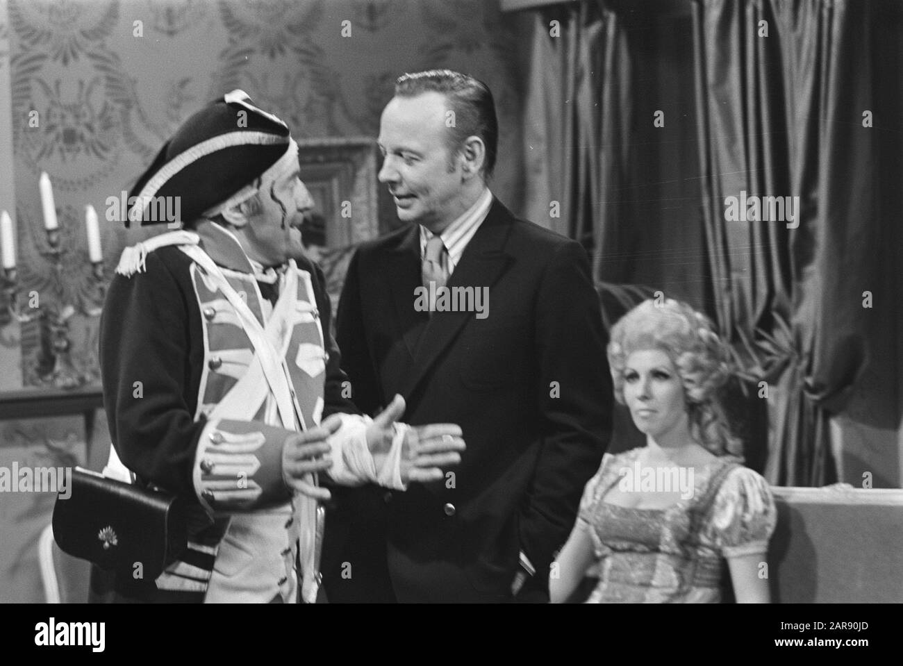 TV recordings of Johnny en Rijk Show by KRO Date: December 8, 1970 ...