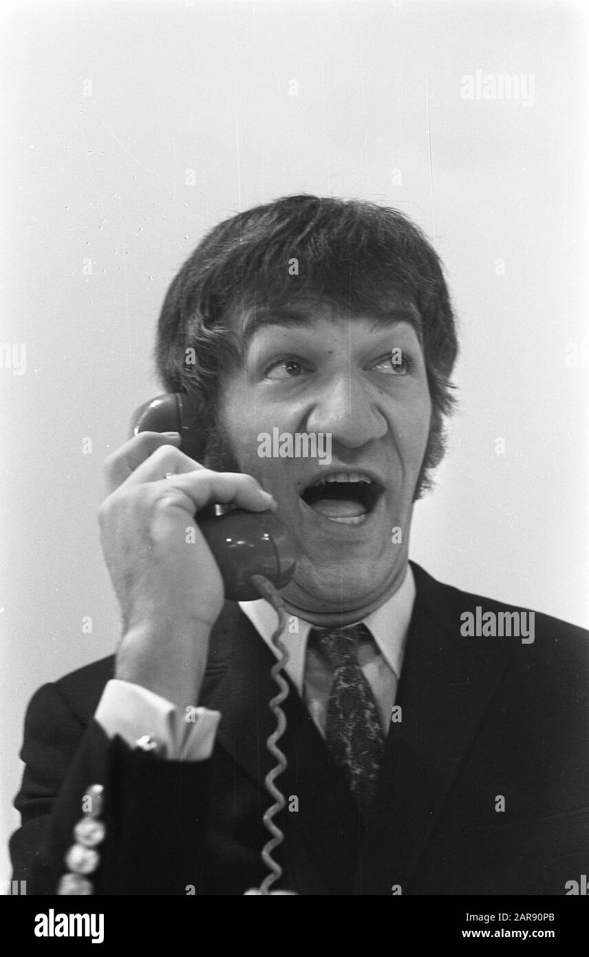 1960s television programs hi-res stock photography and images - Alamy