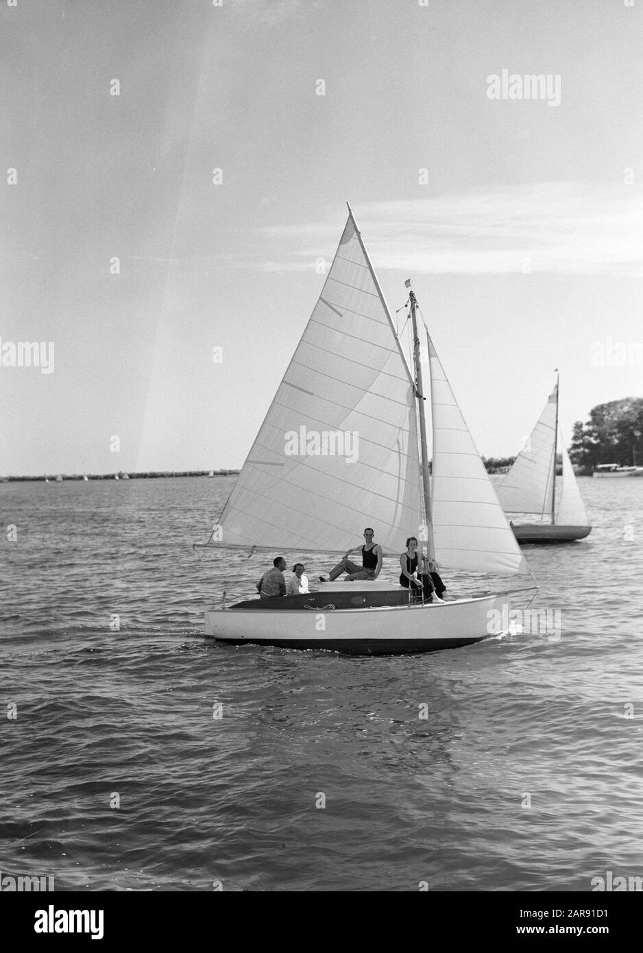 Men,women,summer trip Black and White Stock Photos & Images - Alamy