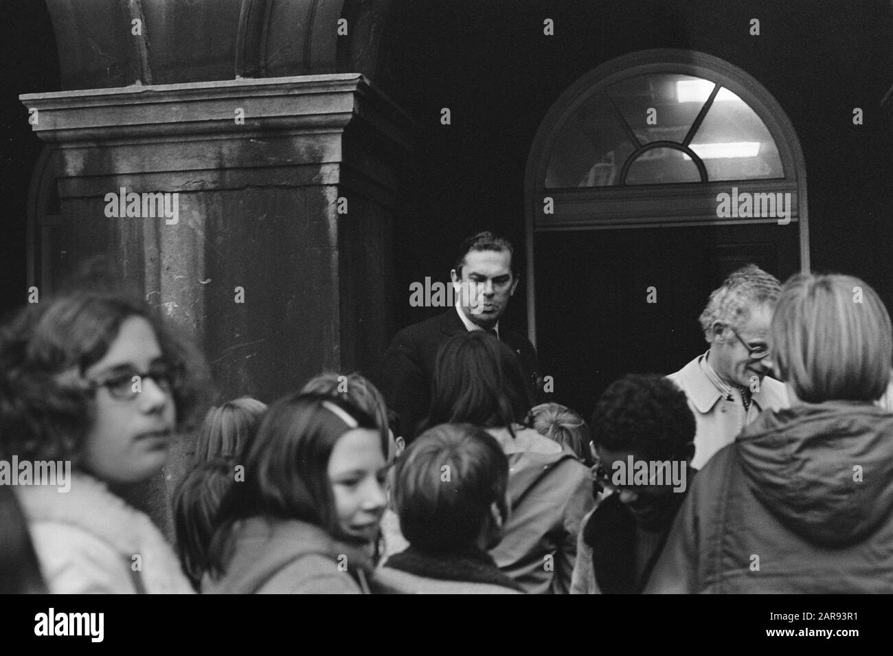 Second chamber fraction ARP meeting Date: November 30, 1972 Keywords ...